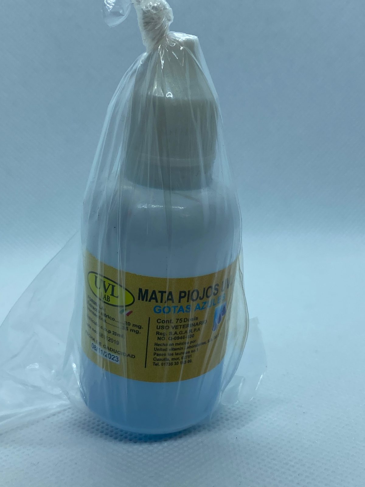 UVL MATA PIOJOS 75 DOSIS – Productos para gallos